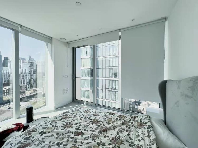 Piazza Walk London E1 1 bed apartment - £3,000 pcm (£692 pw)