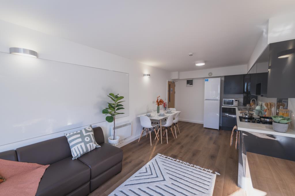 Horspath Driftway, Headington, OX3 1 bed in a flat share - £853 pcm (£ ...