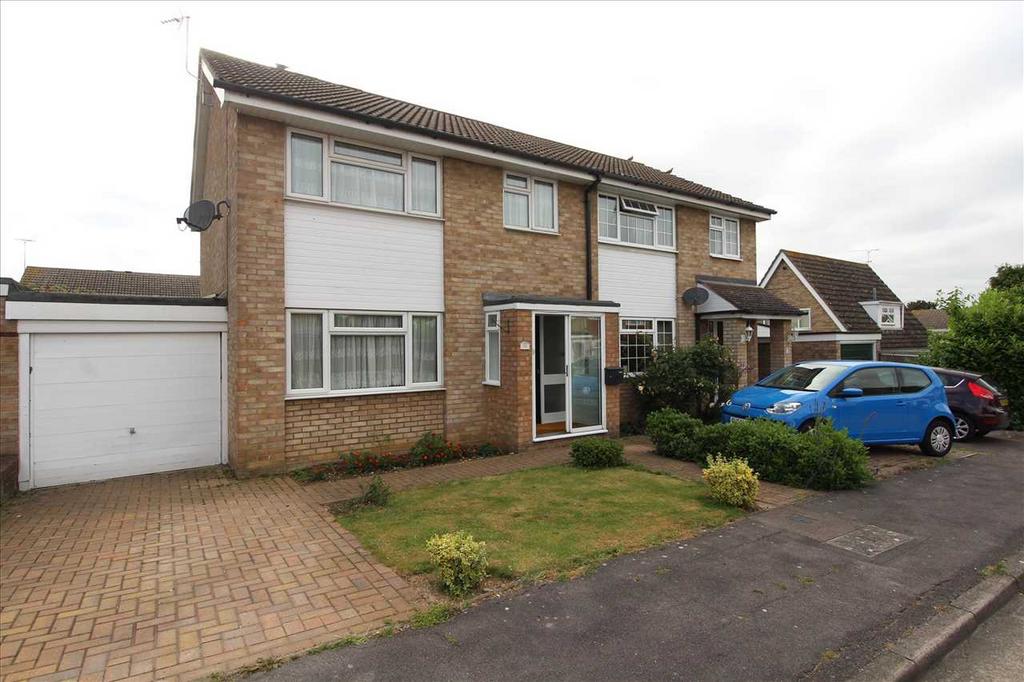 Springfield, Chelmsford CM1 3 bed semi-detached house - £364,995