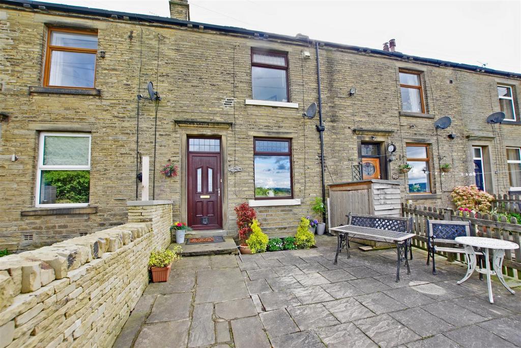 Wilderness Road, Elland 2 bed terraced house - £160,000