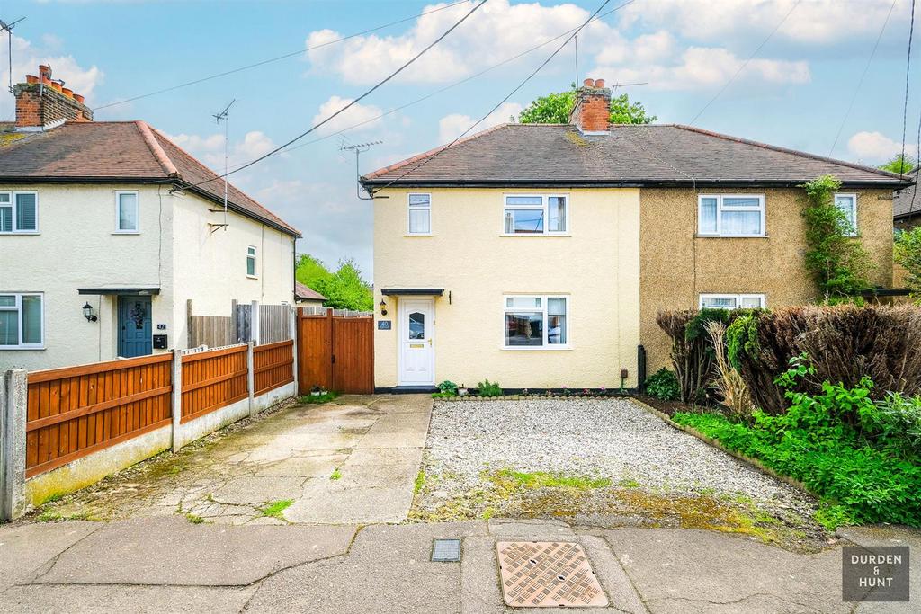 Rodney Road, Ongar, CM5 2 bed semi-detached house - £350,000