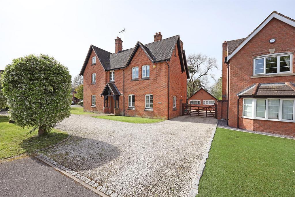 The Woodlands, Cold Meece 7 bed detached house for sale - £799,950