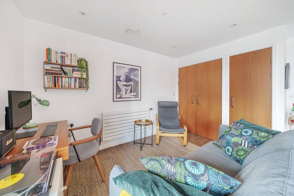 Vermilion Building, Canning Town, London, E16 1 bed flat - £375,000