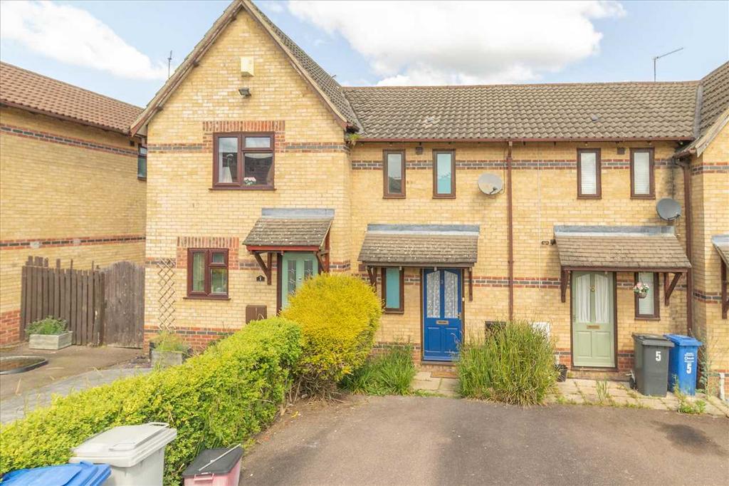 Sanderson Close, Kettering 1 bed terraced house - £800 pcm (£185 pw)