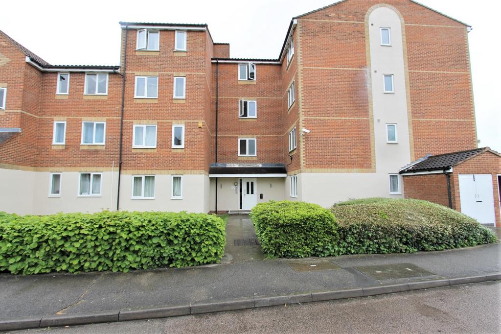 Linwood Crescent, London, EN1 1 bed flat - £225,000
