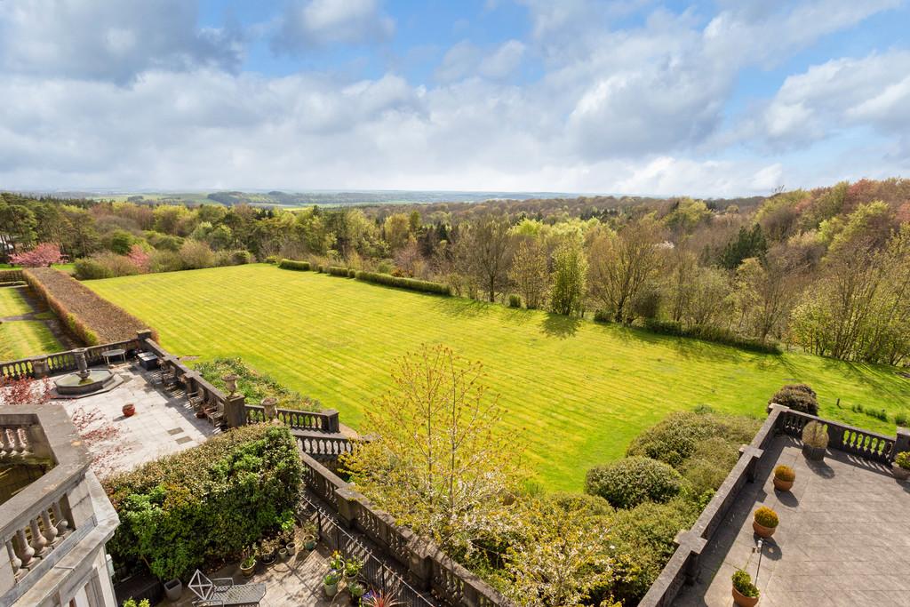 East Meon, Hampshire 5 bed terraced house - £1,100,000