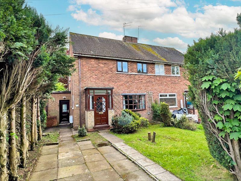 Pool Hall Road, CASTLECROFT 2 bed semi-detached house - £180,000