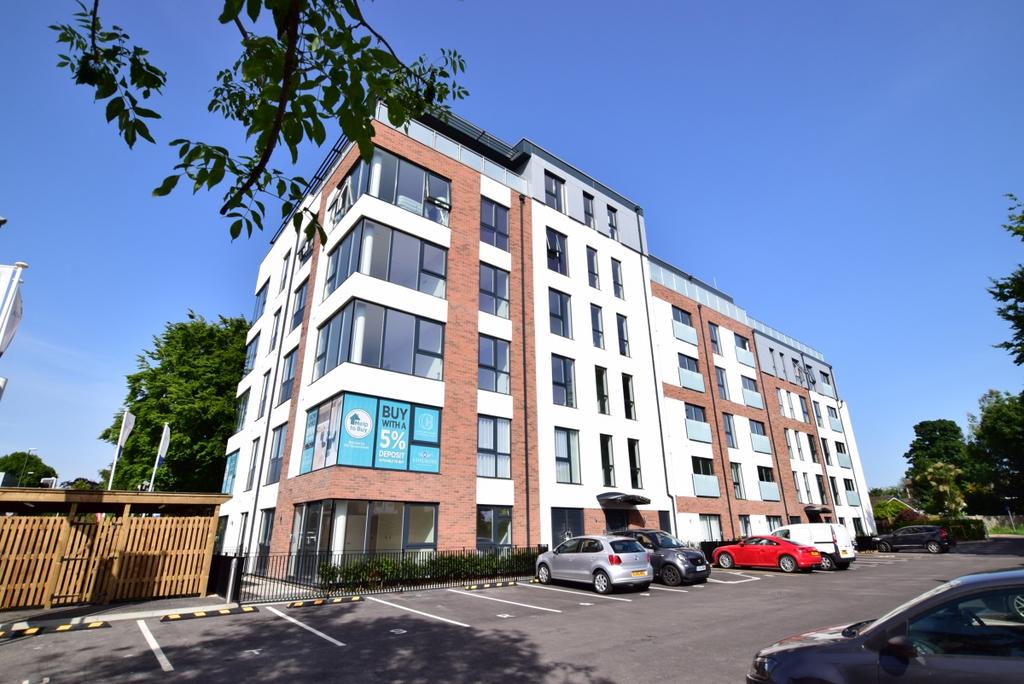 Station Road Horsham RH13 1 bed apartment - £1,350 pcm (£312 pw)