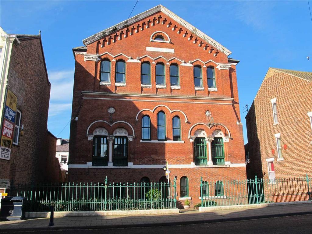 Fishermans Chapel, Union Street, Filey 2 bed apartment - £695 pcm (£160 pw)