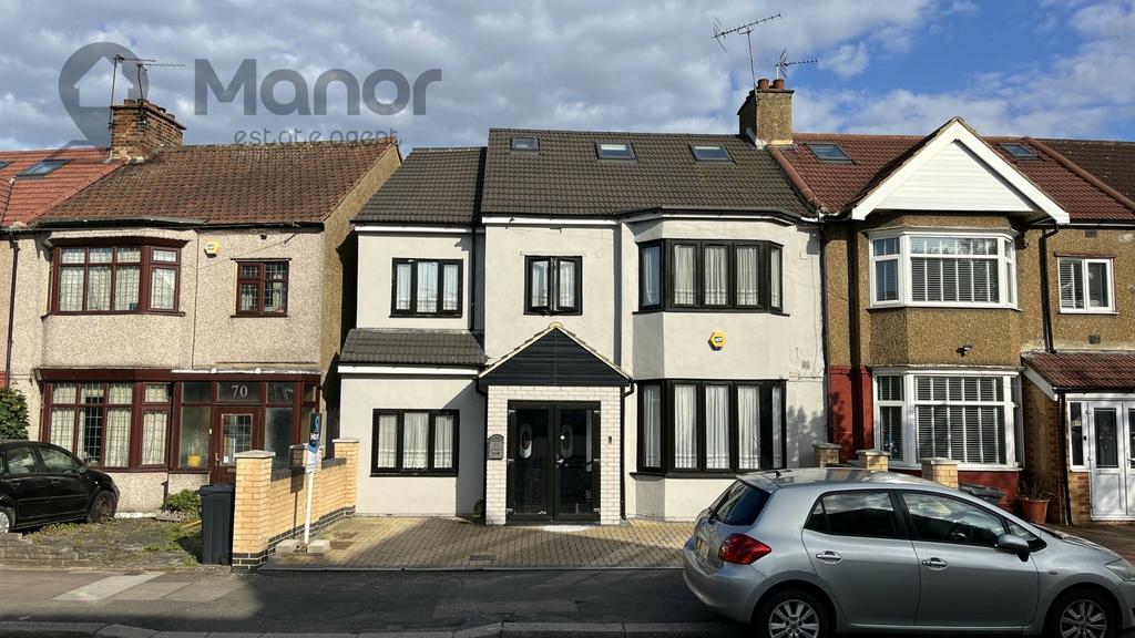 Ashurst Drive, Gants Hill, IG2 6SB 5 bed terraced house - £3,200 pcm (£ ...