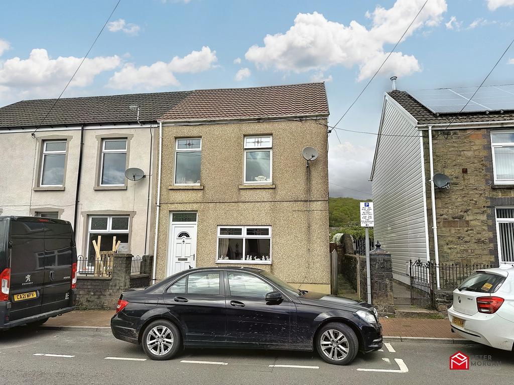 High Street, Glynneath, Neath, Neath... 2 bed end of terrace house - £ ...