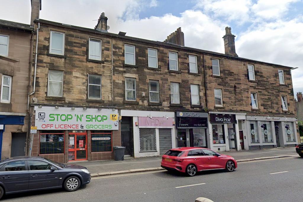 Causeyside Street, First Floor... 1 bed flat - £39,900