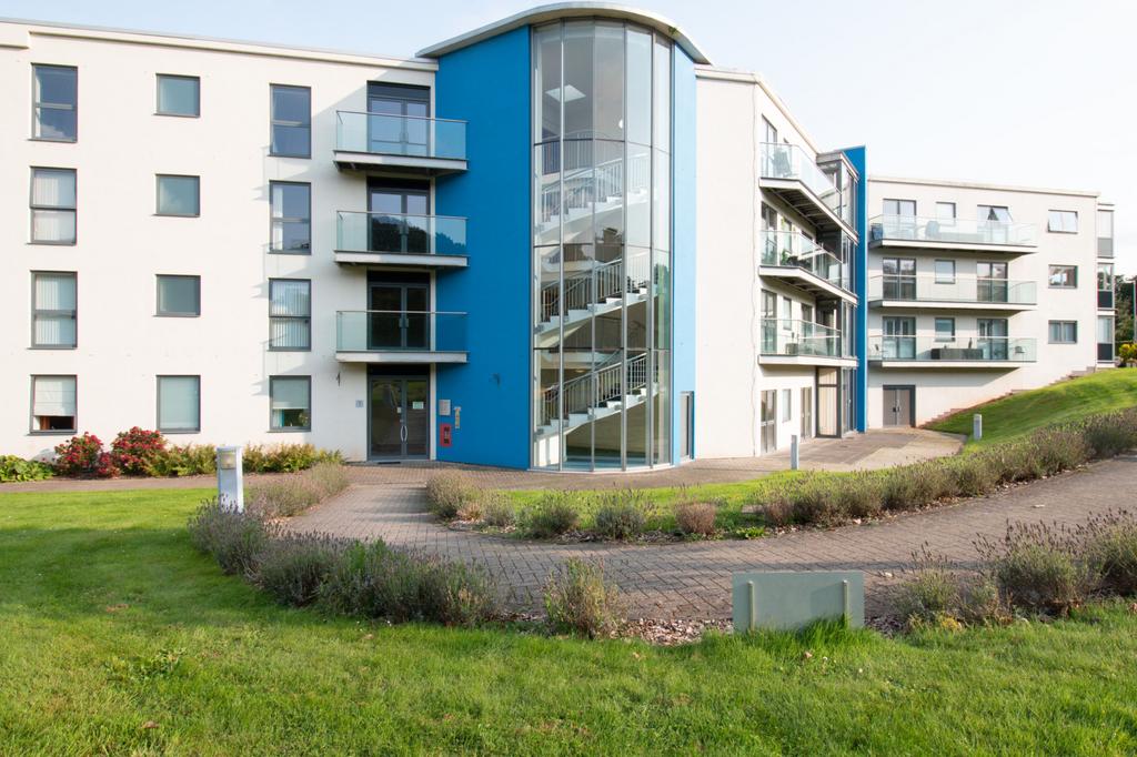 Hayes Point, Sully, CF62 1 bed apartment - £130,000