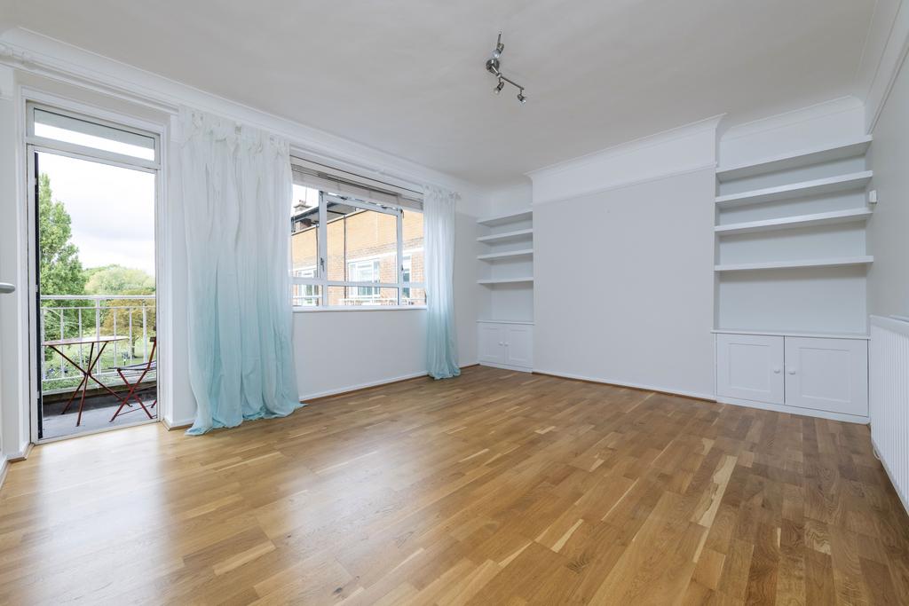 Stephen Sanders Court, SW11 2 bed apartment - £1,993 pcm (£460 pw)