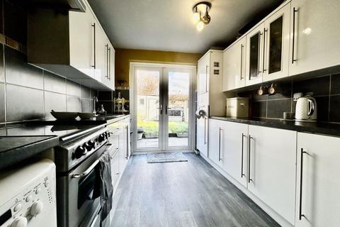 Houses for sale in Dunstable | OnTheMarket