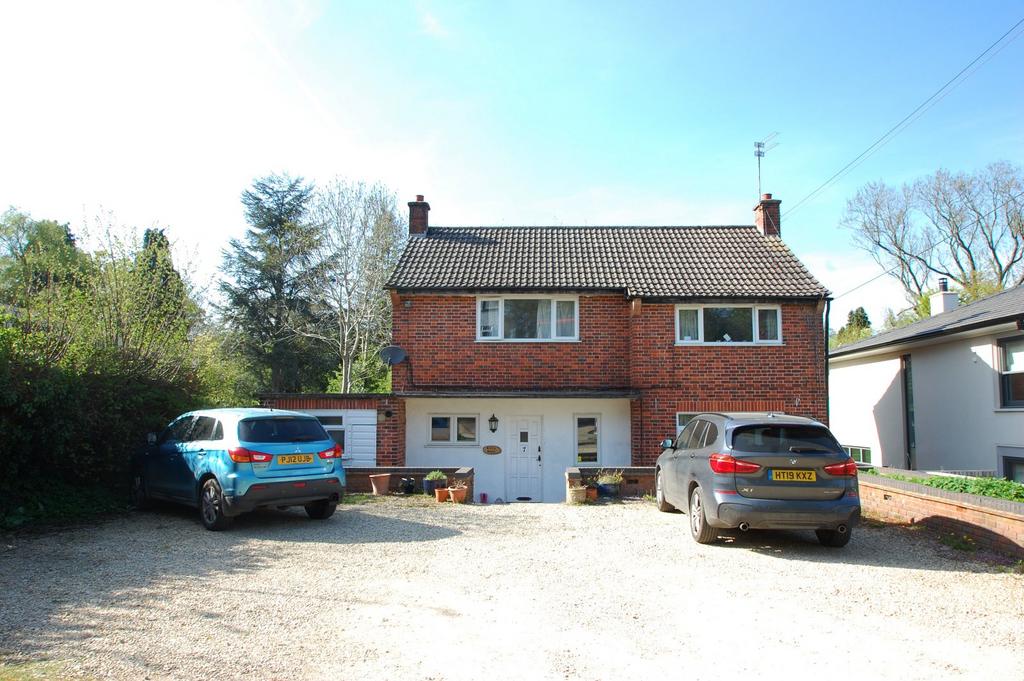 Dibden Hill, Chalfont St. Giles, HP8 4 bed detached house for sale - £ ...