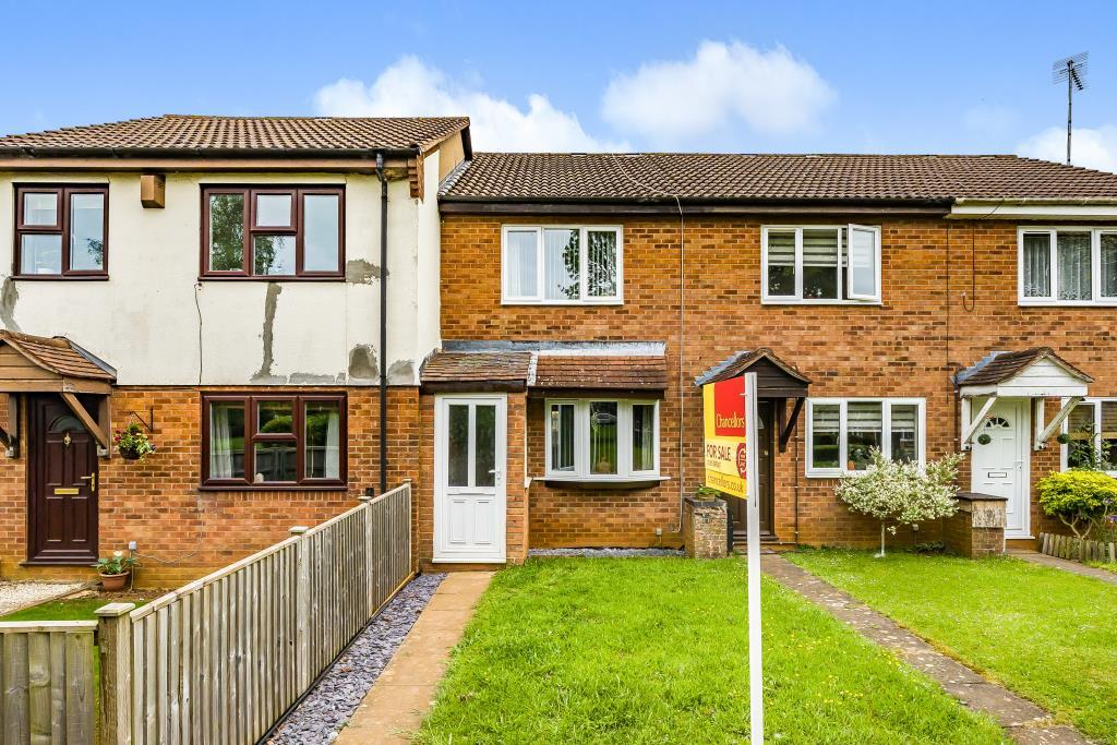 Banbury Oxfordshire Ox16 2 Bed Terraced House For Sale £210 000