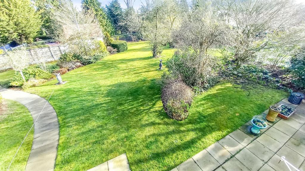 Pinley Green, Claverdon, Warwick 4 bed detached house - £1,950 pcm (£ ...