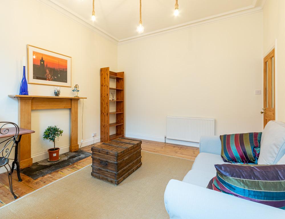 St Mary\'s Street Edinburgh EH1 1SX United Kingdom 1 bed flat - £1,200 ...