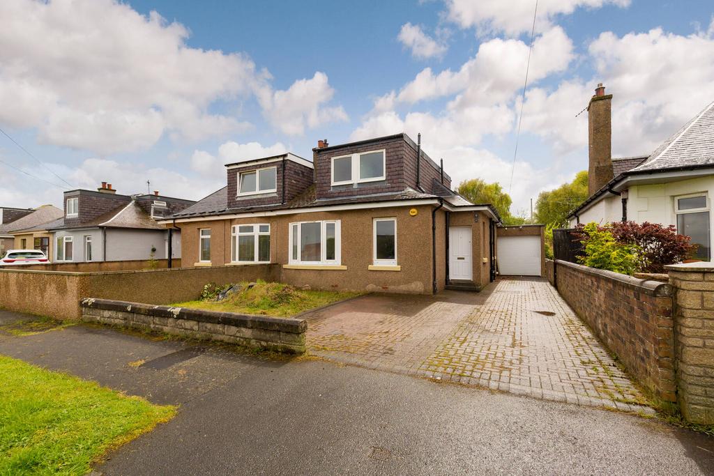 19 Craigentinny Avenue North, Craigentinny, Edinburgh, EH6 7LJ 4 bed ...