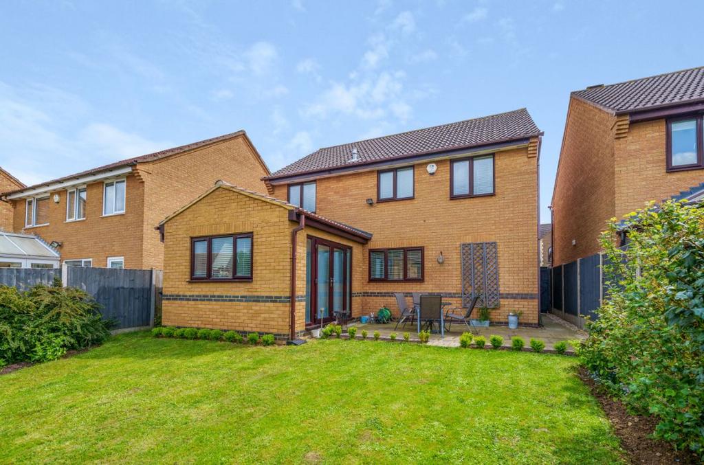 Quenby Way Bromham Bedford 4 Bed Detached House £475 000