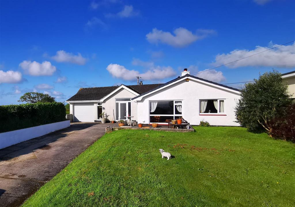 Trematon, Saltash 3 bed detached bungalow - £415,000