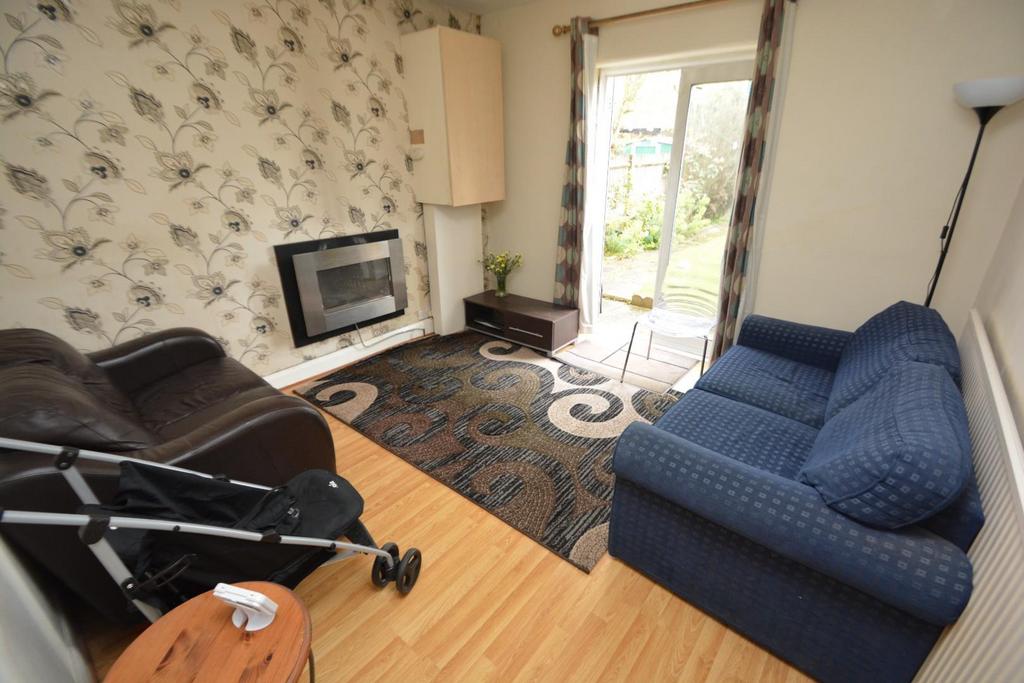 Graham Road, Harrow, HA3 5RF 3 bed property - £525,000