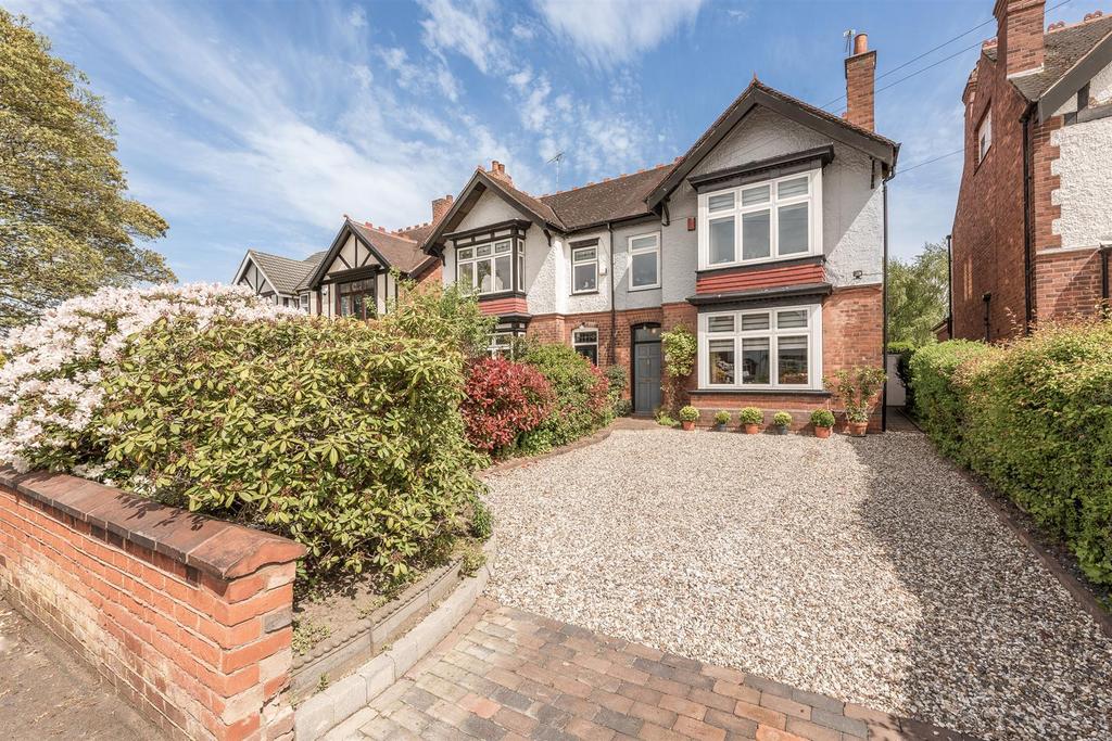 Leigh Road, Walsall, WS4 2DS 4 bed semi-detached house for sale - £425,000