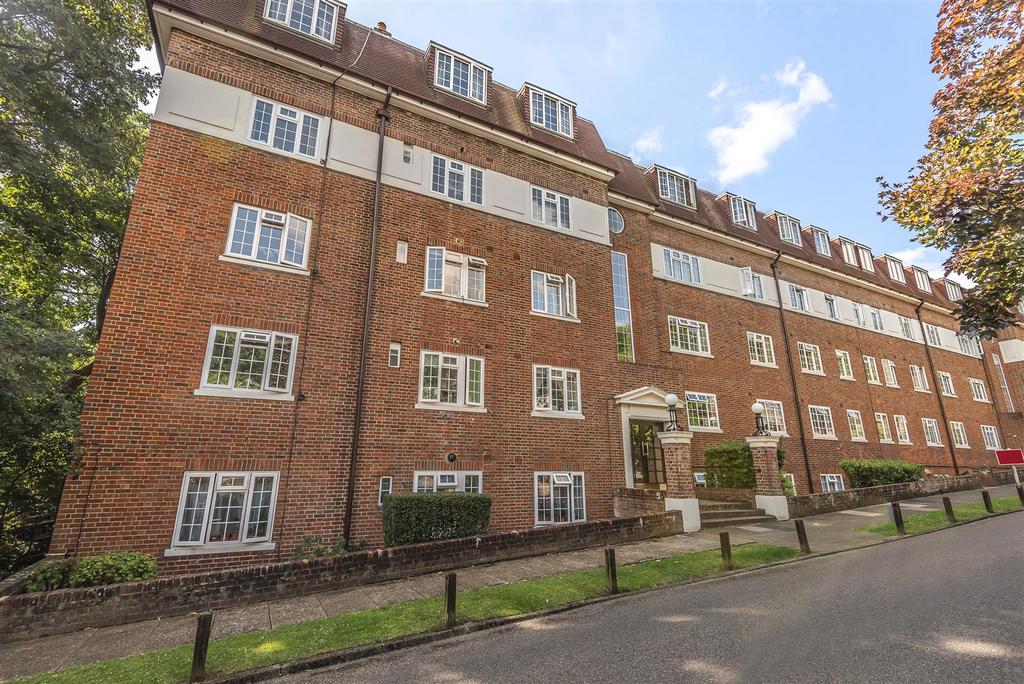 Herga Court, Sudbury Hill, Harrow on... 1 bed flat - £1,350 pcm (£312 pw)