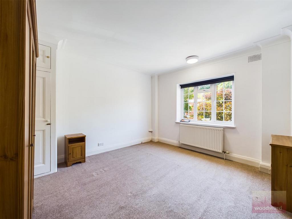 Herga Court, Sudbury Hill, Harrow on... 1 bed flat - £1,350 pcm (£312 pw)