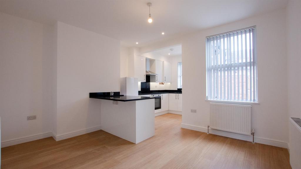 Falsgrave Crescent, York, YO30 7AZ 2 bed terraced house - £1,100 pcm (£ ...
