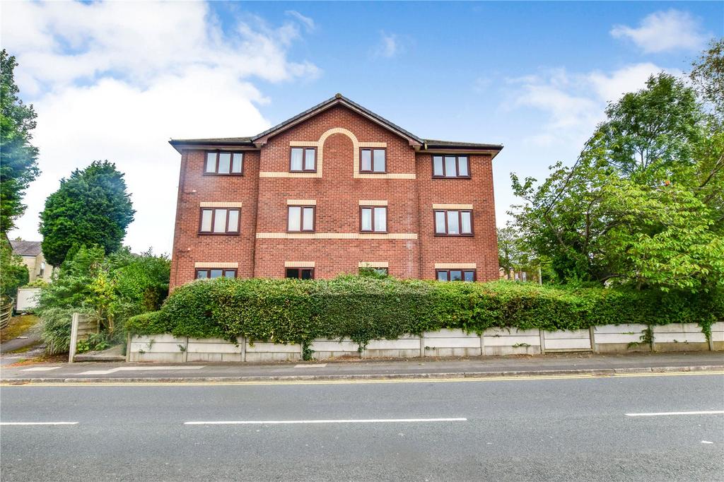 Abbey Court, Abbey Grove, Eccles... 2 bed flat - £825 pcm (£190 pw)