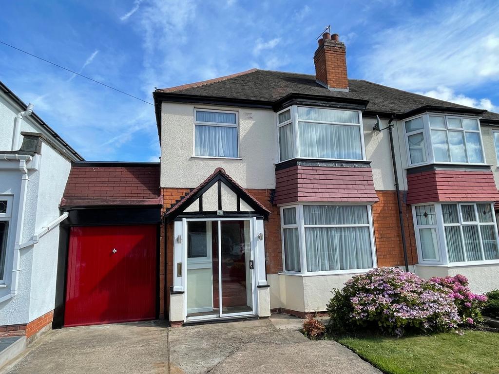 Woodlands Farm Road, Erdington... 3 bed semi-detached house - £260,000