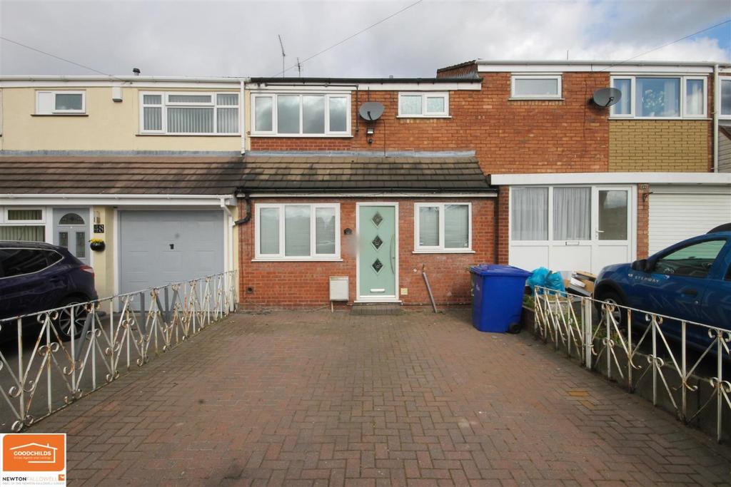 Langdale Drive, Cannock, WS11 4 bed terraced house - £995 pcm (£230 pw)