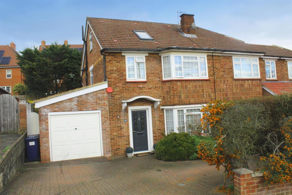 Elmbank Avenue, Barnet EN5 4 bed semi-detached house - £760,000
