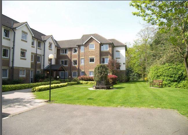 Livingstone Court, Christchurch Lane... 2 bed retirement property - £ ...