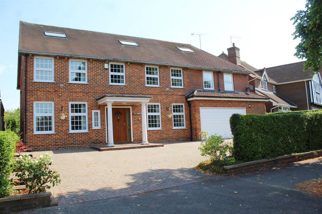 The Avenue, Potters Bar EN6 8 bed detached house - £1,500,000