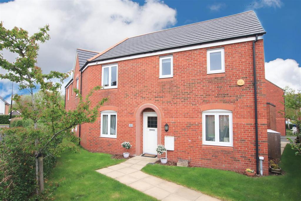 Heathermount, Broadheath, Altrincham 3 bed semi-detached house for sale ...