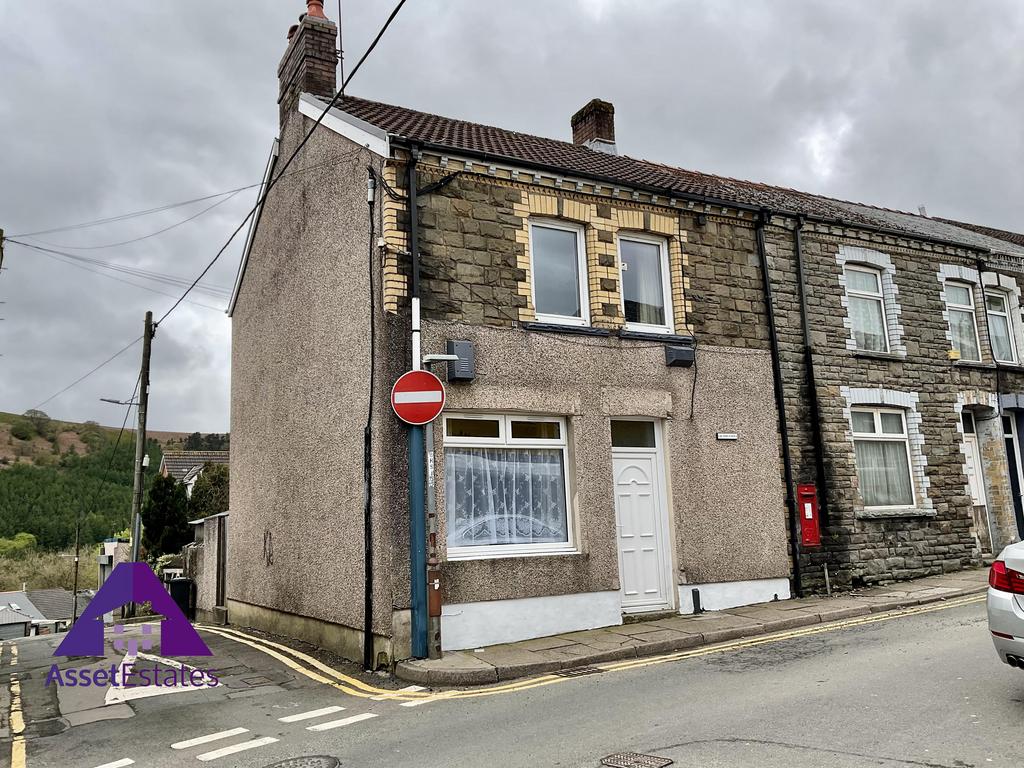 Victoria Street, Abertillery, NP13 1PQ 3 bed end of terrace house - £ ...