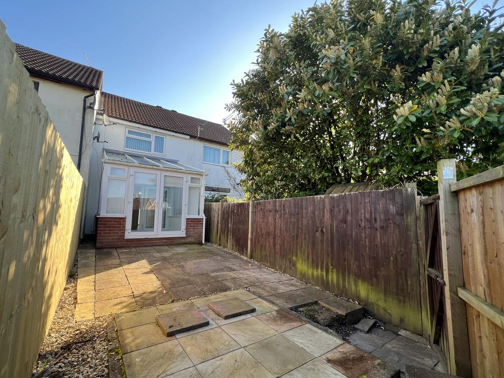 Waltwood Park Drive, Llanmartin NP18 2 bed terraced house - £900 pcm (£ ...