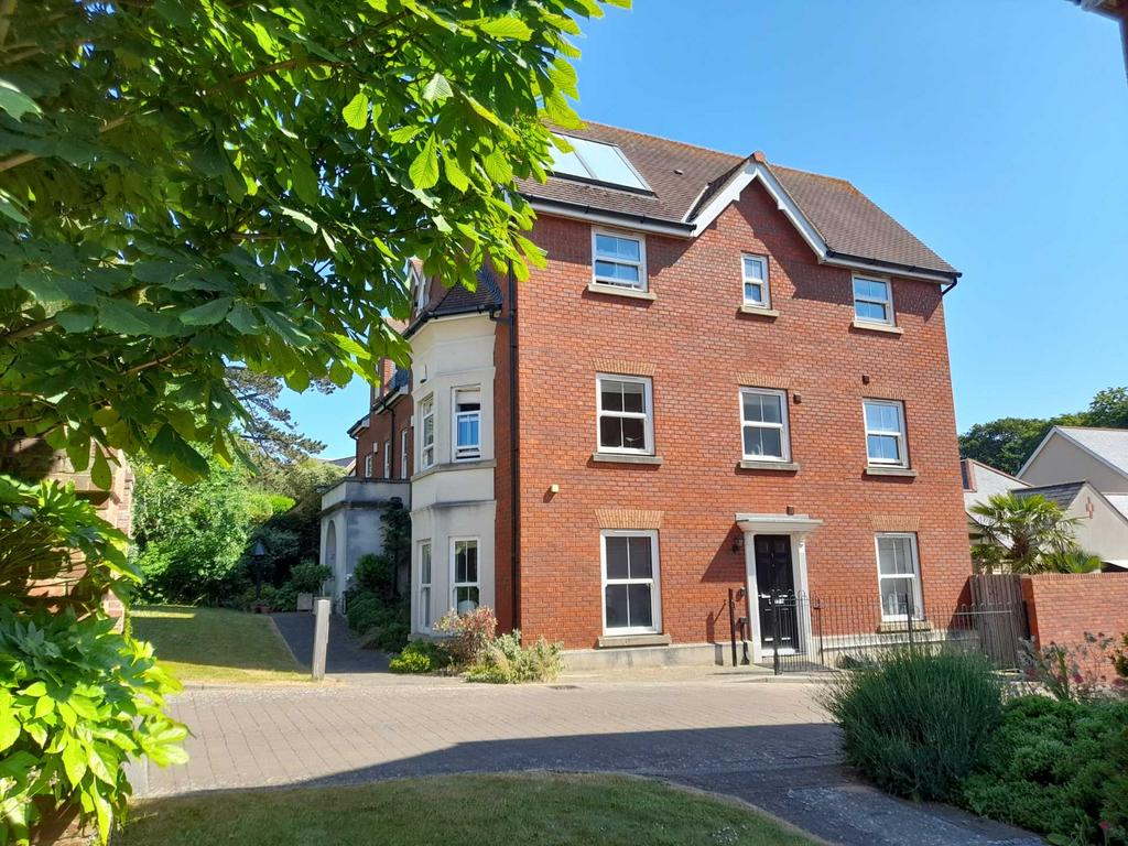 Cyprus Gardens, Exmouth 4 bed semi-detached house - £599,950