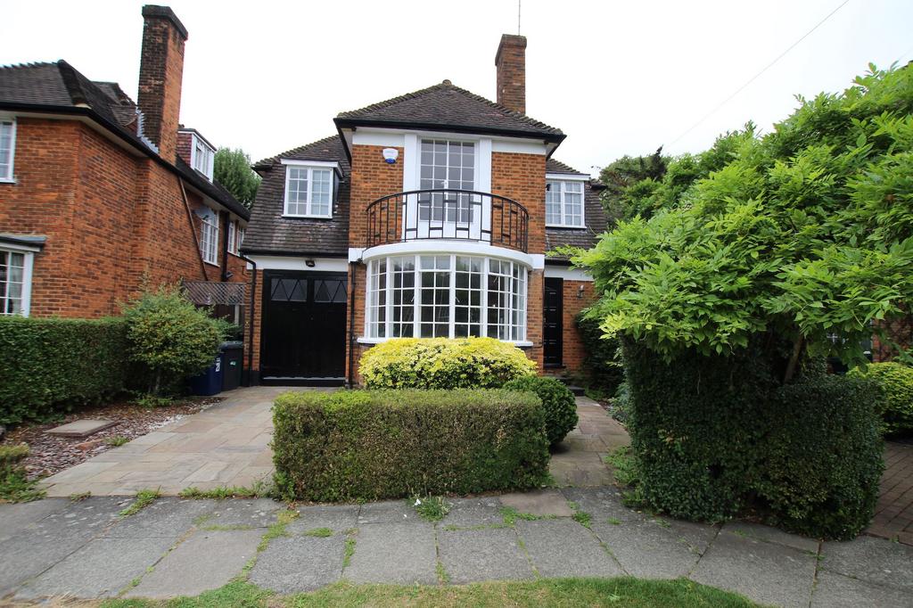 Brim Hill, London 4 bed detached house - £4,100 pcm (£946 pw)