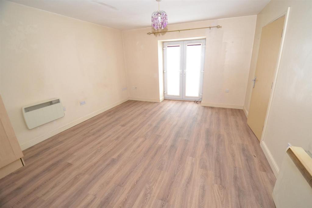 Waterfield Mill, Balme Road, Cleckheaton 2 bed apartment - £69,950