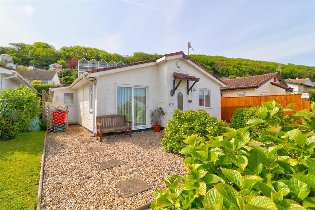 Kingsley Park, Westward Ho, Bideford 3 bed detached bungalow - £250,000