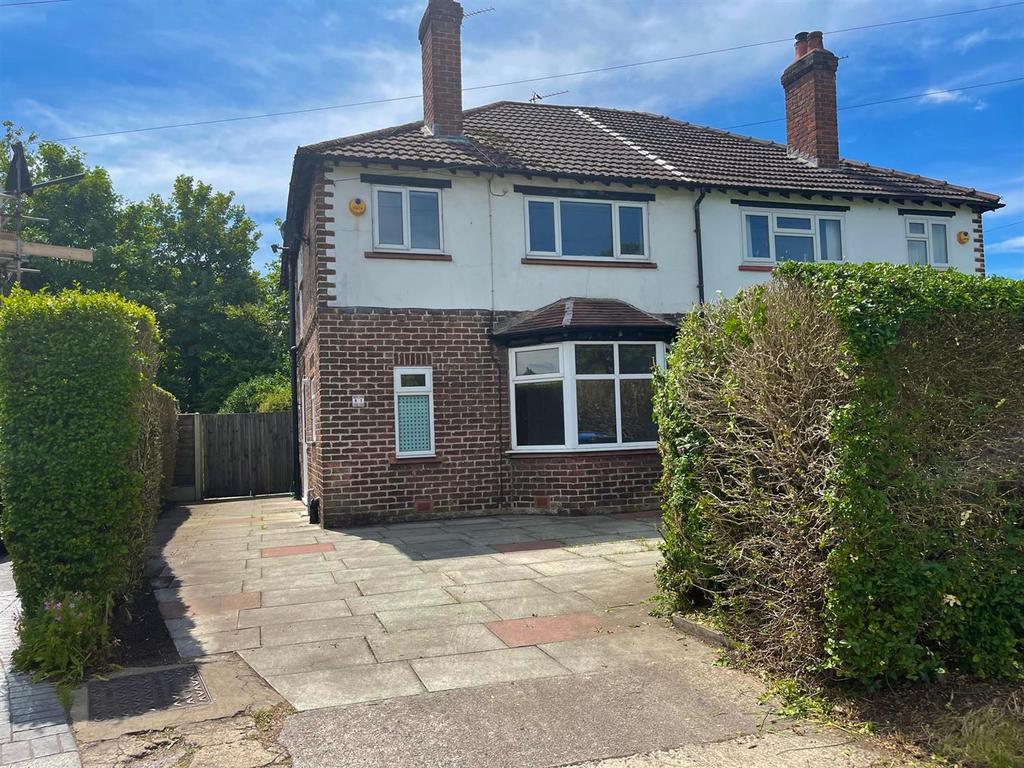 Brookfield Avenue, Timperley 3 bed semi-detached house - £1,500 pcm (£ ...