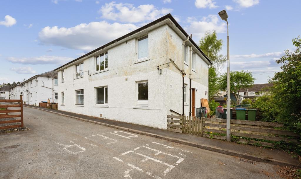 County Place, Stanley, Perthshire... 2 bed apartment - £105,000