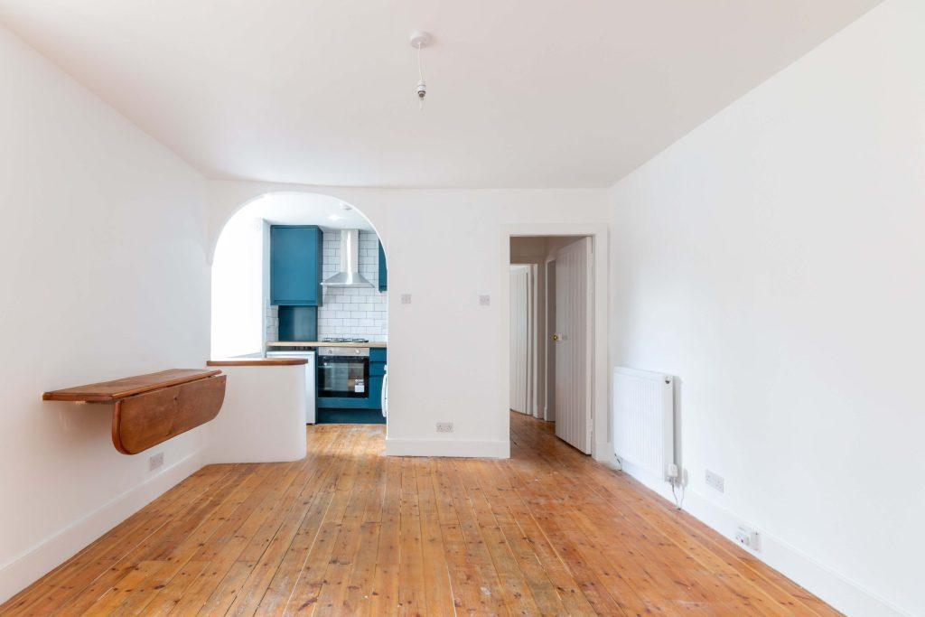 1658L – Forrest Hill, Edinburgh, EH1 2QL 1 bed flat - £1,295 pcm (£299 pw)