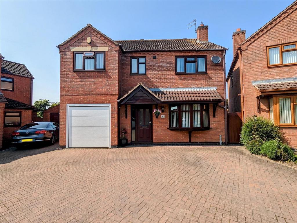 Ensor Close, Off Hinckley Road, Nuneaton 4 bed detached house - £400,000