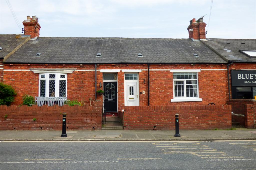 Percy Terrace, Sunderland 2 bed semi-detached house - £695 pcm (£160 pw)