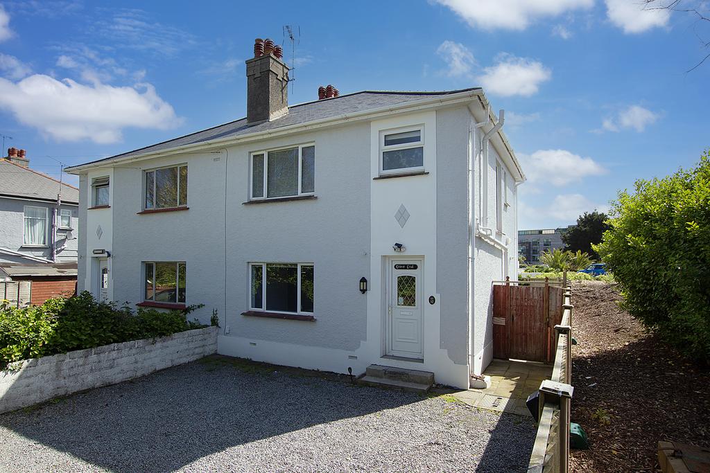 12 Clarkes Estate, Le Grand Bouet, St Peter Port, Guernsey, GY1 3 bed ...